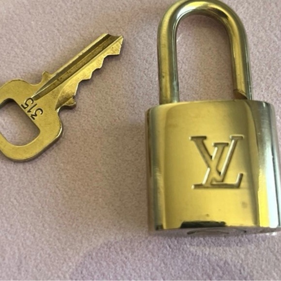 Louis Vuitton | Accessories | Authentic Louis Vuitton Lock And Key Set ...